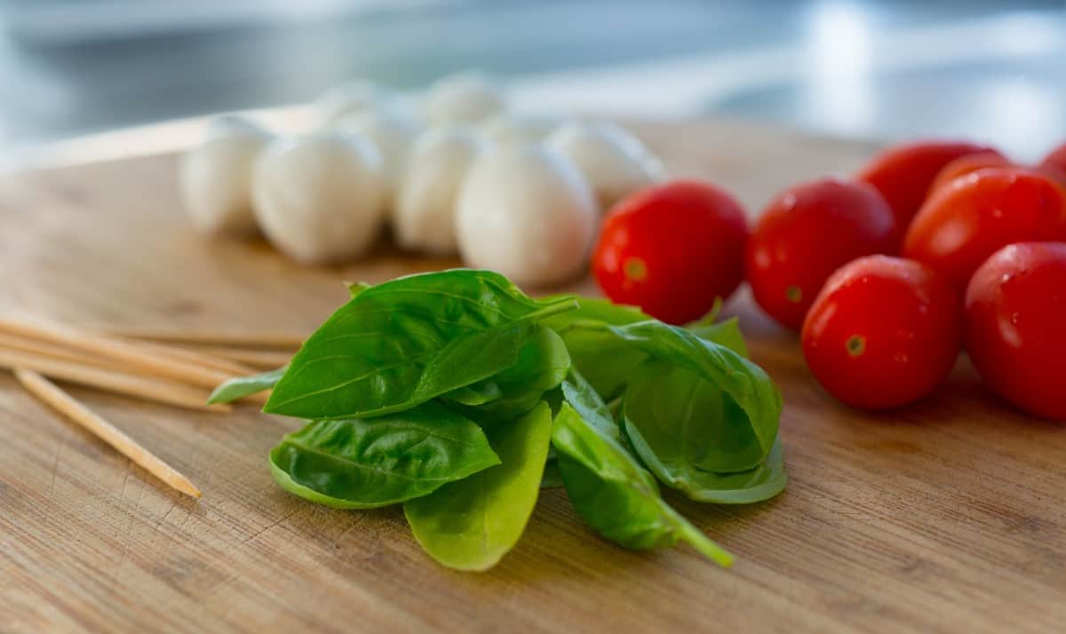7 recetas con albahaca: frescas y perfumadas - Comedera - Recetas, tips ...