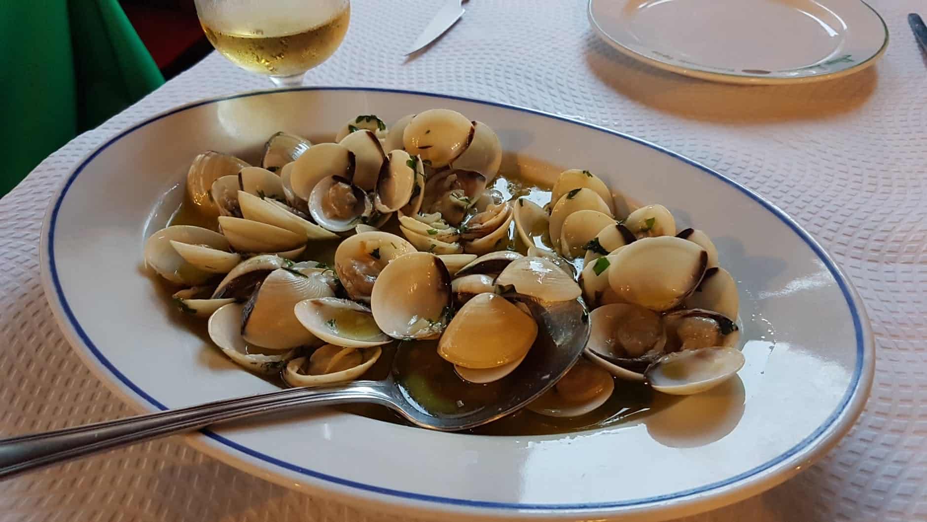 11 recetas con almejas y mucho sabor del mar - Comedera - Recetas, tips ...