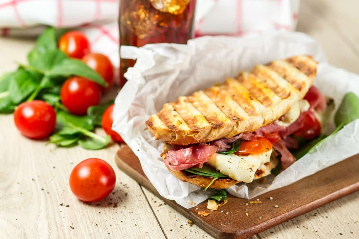 Cómo hacer un auténtico sandwich panini - Comedera - Recetas, tips y ...